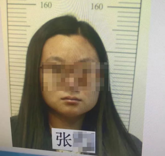 草榴社区“女神” 管理员 为揽客经常发色情自拍照-搜狐大视野-搜狐新闻