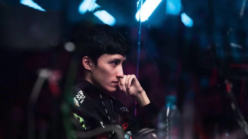 DOTA2：WCG专访xm，对于Ti9预选赛失利没有任何心理阴影！_Maybe