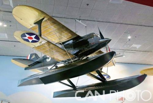 柯蒂斯R3C-2“竞赛者”_飞机