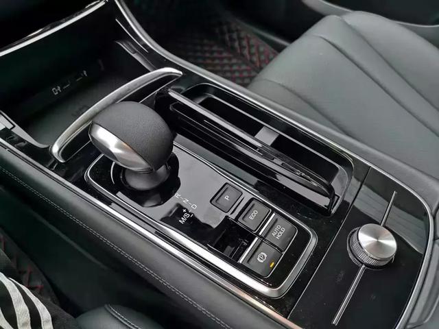 内饰堪比奔驰，与红旗H5竞争！换代传祺GA6主打15万区间真有戏_搜狐汽车_搜狐网