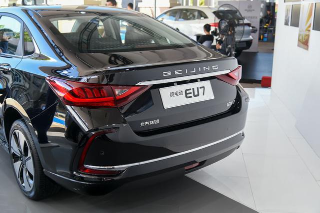 工况续航451km，北汽新能源EU7或于9月上市_搜狐汽车_搜狐网