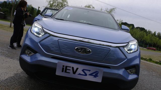 江淮新能源携手电动GO带您品鉴江淮iEVS4，共话绿色出行新理念_搜狐汽车_搜狐网