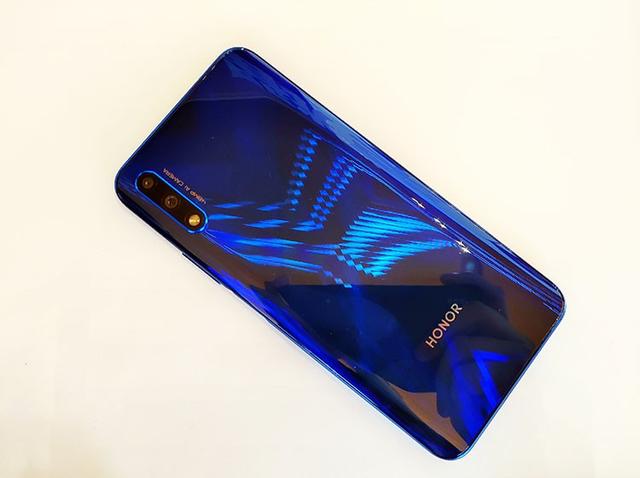 完美体荣耀9X！vivo Z5充电规格曝光：满血版22.5W快充_续航