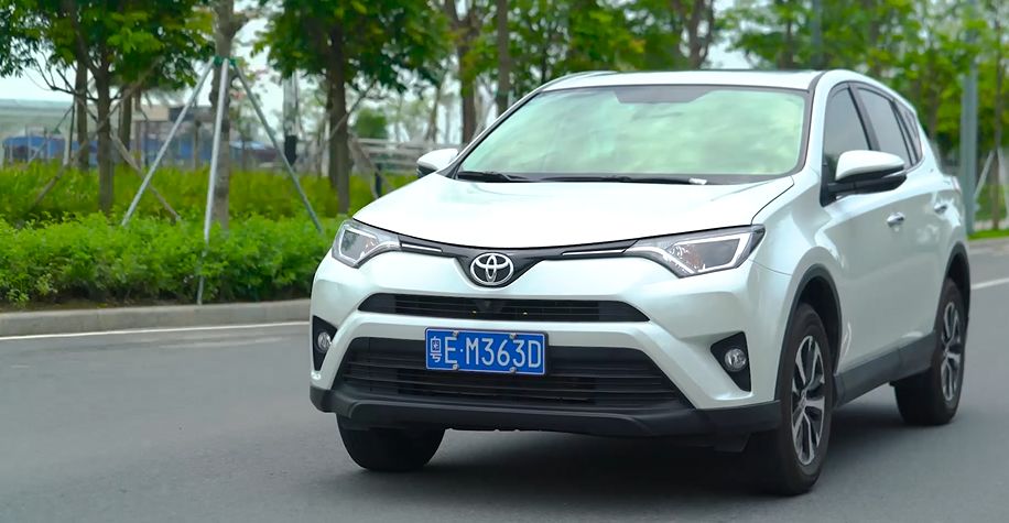 日韩紧凑级SUV对决 起亚KX5对比丰田RAV4荣放_搜狐汽车_搜狐网