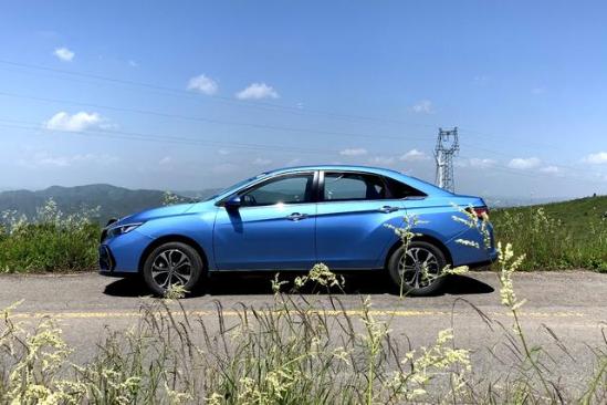 481公里纯电续航很靠谱！试驾东风启辰D60EV_搜狐汽车_搜狐网