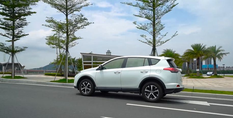 日韩紧凑级SUV对决 起亚KX5对比丰田RAV4荣放_搜狐汽车_搜狐网