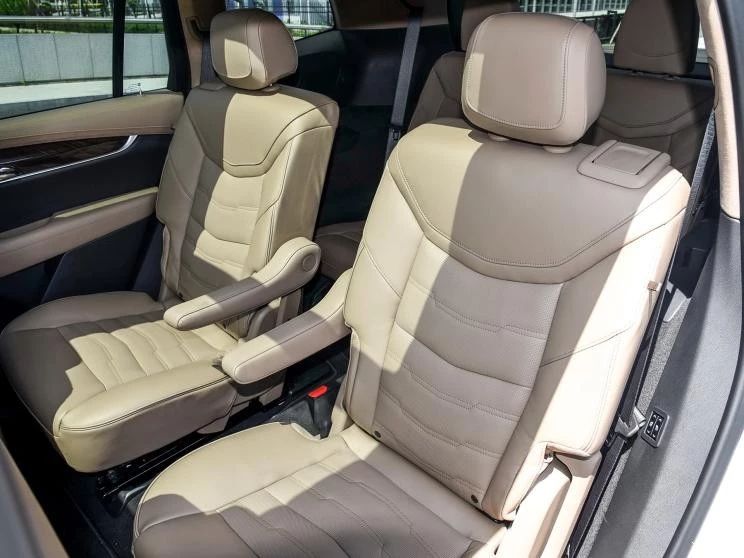 售价41.97万元起，对标宝马X5的凯迪拉克XT6怎么选？_搜狐汽车_搜狐网