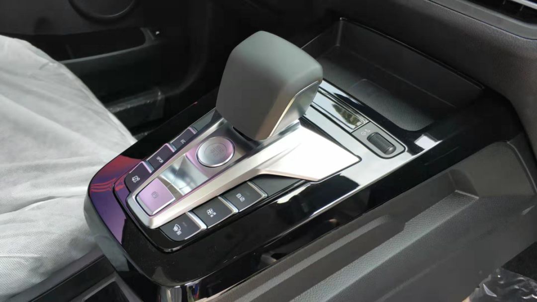 售价10.58万元起，比亚迪全新元EV360标准续航版上市，百公里电费仅7块钱_搜狐汽车_搜狐网