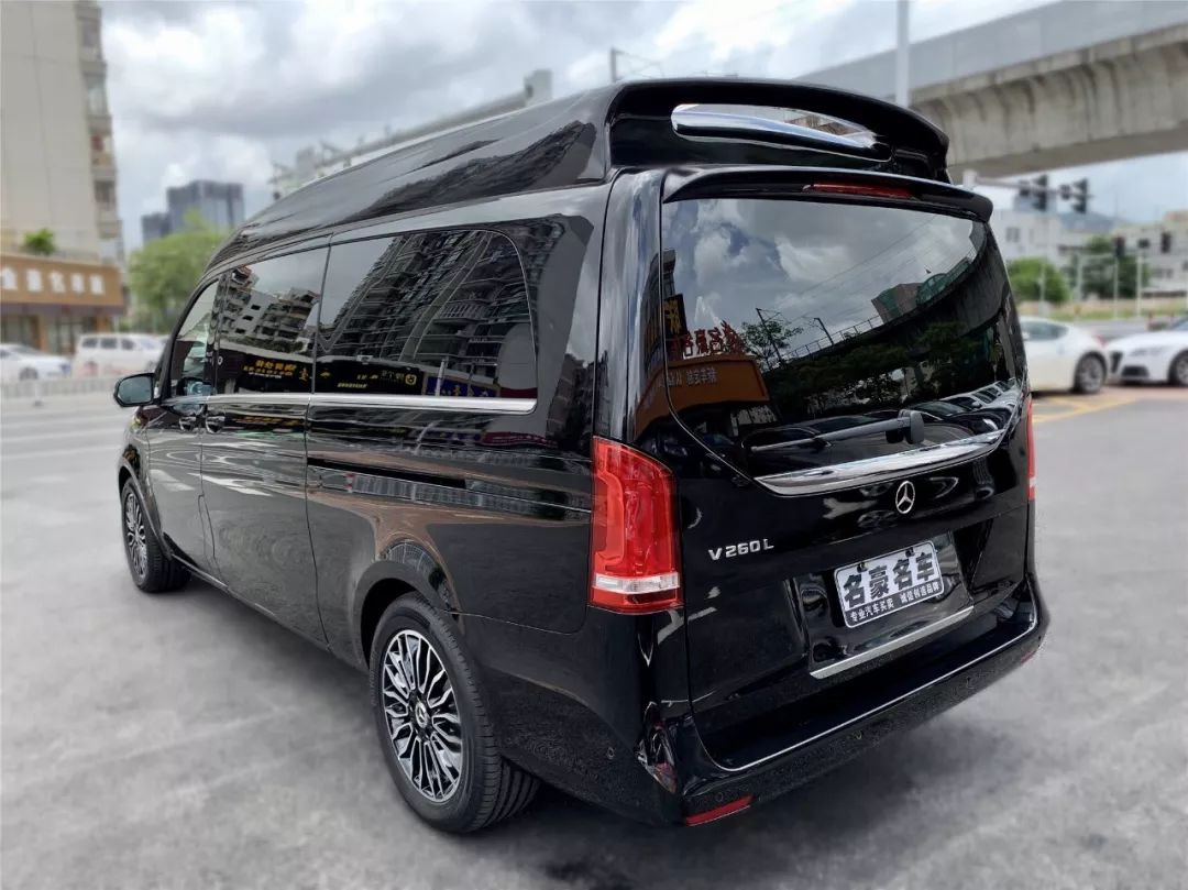 【新车上架】奔驰V260L：豪华商务MPV中的一抹亮色！_搜狐汽车_搜狐网