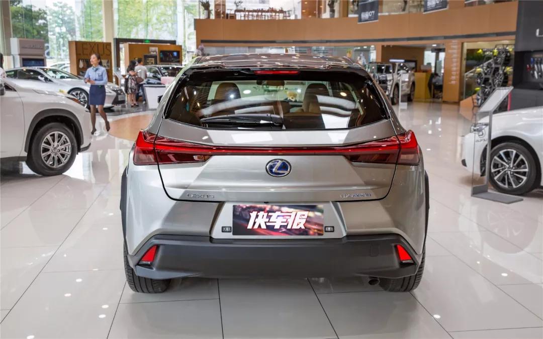 做个精致的Boy，体验雷克萨斯UX260h【快车体验073】_搜狐汽车_搜狐网