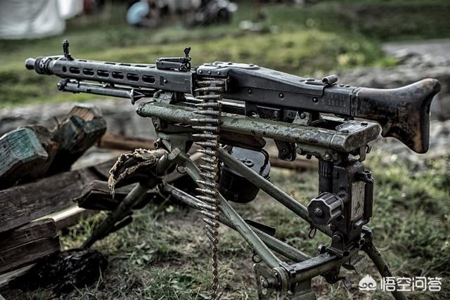 如何评价MG42机枪？_射速