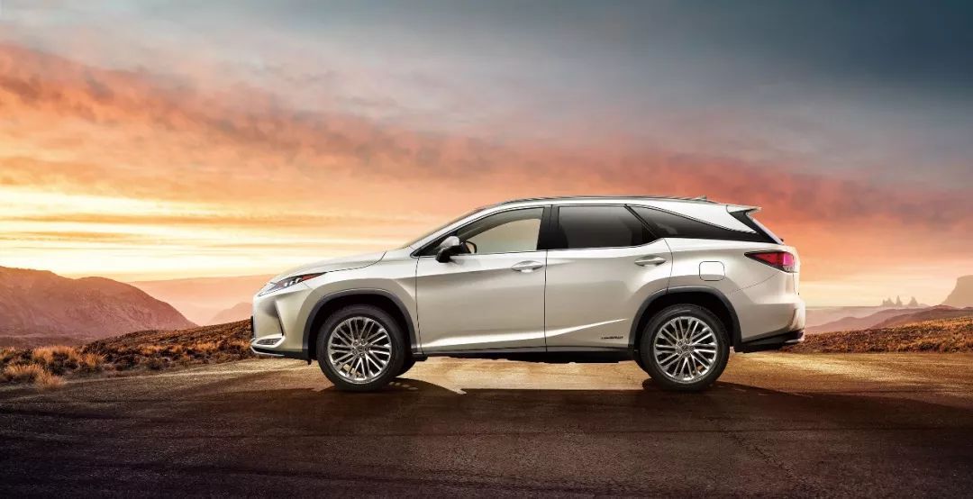 乡下人买长安CS75 PLUS 城里人买红旗HS5_搜狐汽车_搜狐网