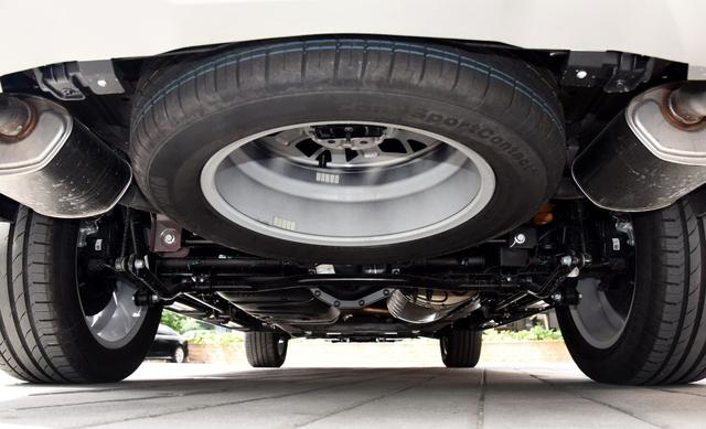 硬派越野华山论剑 哈弗H9、荣威RX8、大通D90谁更值得选？_搜狐汽车_搜狐网