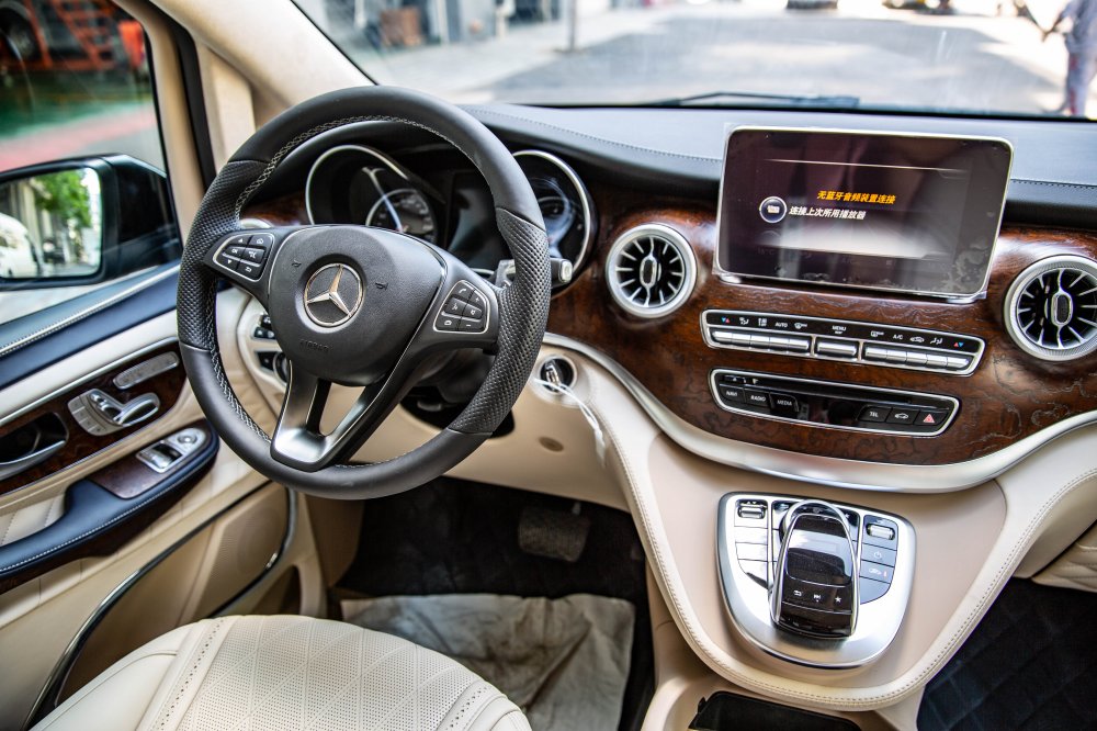 国六横扫一切的MPV——V260L_搜狐汽车_搜狐网