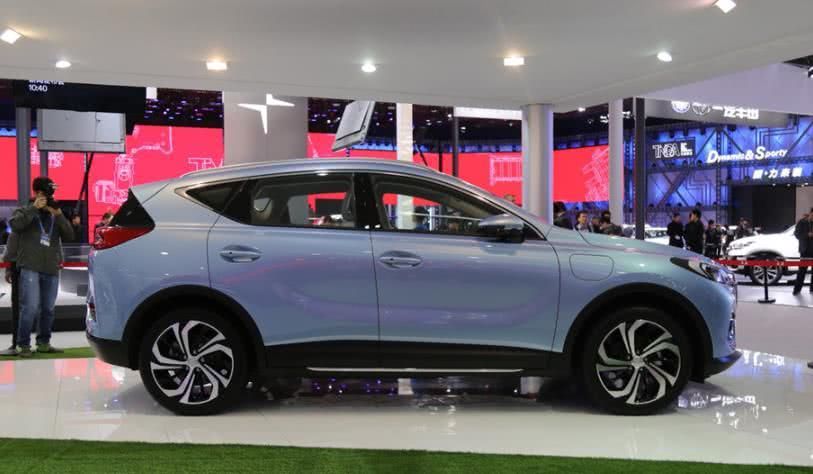 红旗E-HS3售22万起，续航达407公里，比纯电“缤智”还要多百公里_搜狐汽车_搜狐网