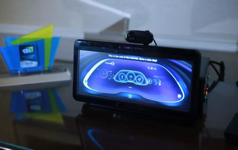 祼眼3D显示屏已经发布，这才是我们想要的黑科技_搜狐汽车_搜狐网