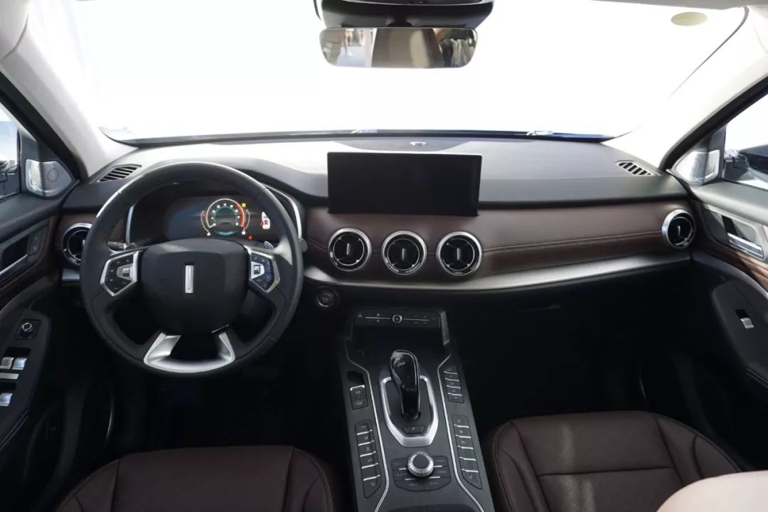 短试2020款VV6：花15万买这款车，我认为是值得的_搜狐汽车_搜狐网