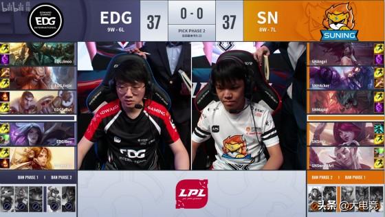 LOL-LPL：季后赛Jinoo状态爆表！EDG让一追三3-1击败SN晋级六强_阿卡丽