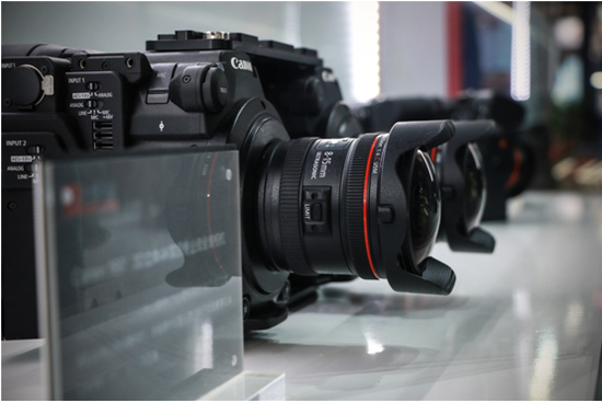 5G+4K+VR 给广电带来的是什么？_演播室