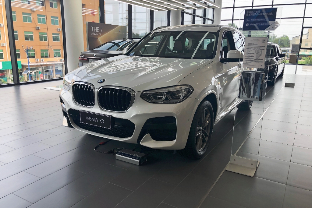 豪华SUV三足鼎立 Q5L、GLC L、X3终端优惠各多少？_搜狐汽车_搜狐网