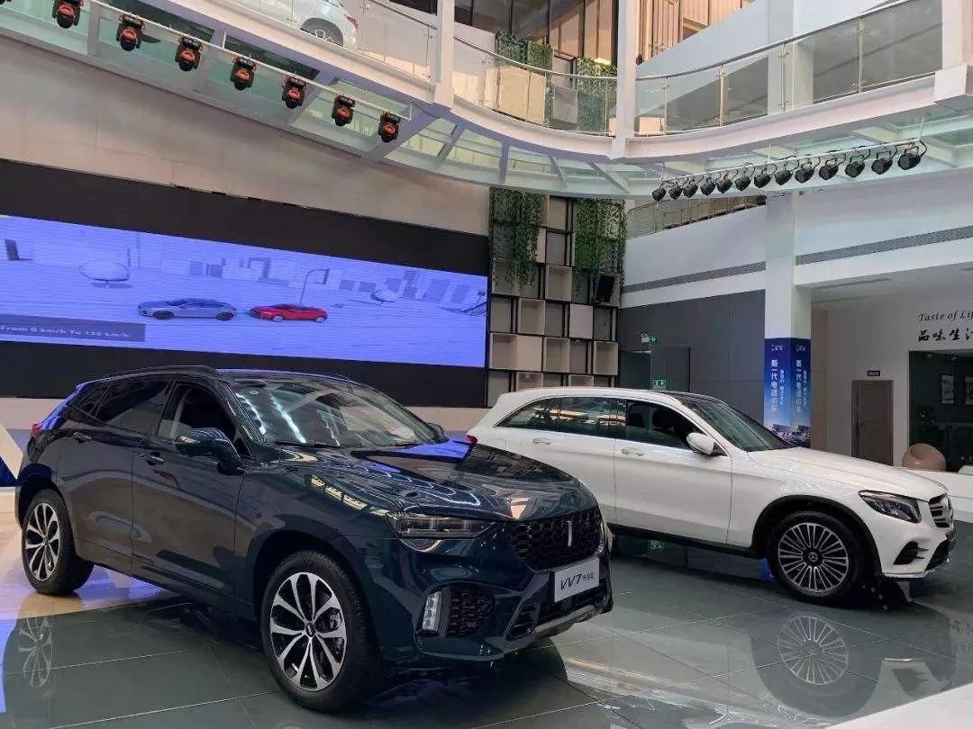 致敬源于自信，有WEY和奔驰同行的“318”就是中国品牌走出去的路_搜狐汽车_搜狐网