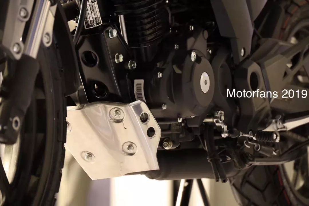 支持官方套件改装，新本190复古CBF190TR亮相，搭配前轮ABS_搜狐汽车_搜狐网