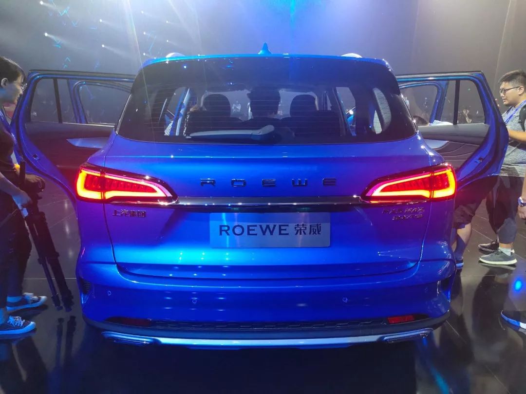 全新荣威RX5MAX正式亮相，搭载2.0T发动机，售价10.68万起！_搜狐汽车_搜狐网