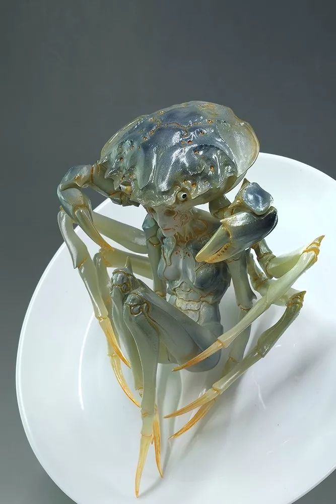 Sazen Lee的“异形”世界_系列