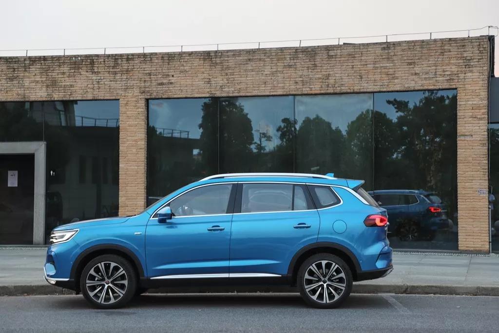 上汽荣威RX5 MAX，预售价区间为14.98万-17.98万元_搜狐汽车_搜狐网