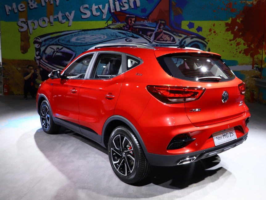 静态体验全新名爵ZS，1.3T配爱信6AT，更有表情的爆款小型SUV_搜狐汽车_搜狐网