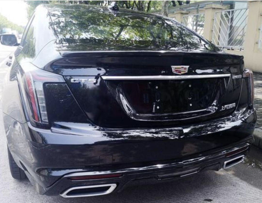 国产凯迪拉克CT5帅气登场，全新造型打造硬派“黑武士”！_搜狐汽车_搜狐网