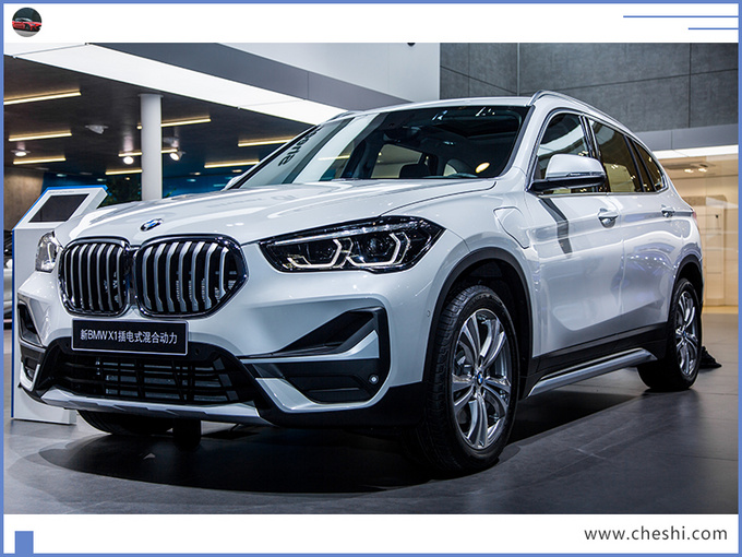 宝马新款X1家族亮相 配X5“同款”格栅-换装7DCT_搜狐汽车_搜狐网