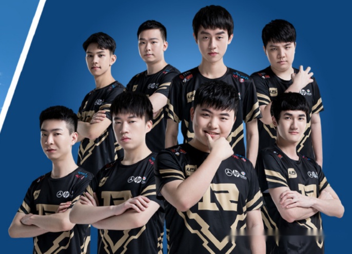 Letme“老婆”被抛弃，如今求战队收留，RW张无忌心动不已_严君泽