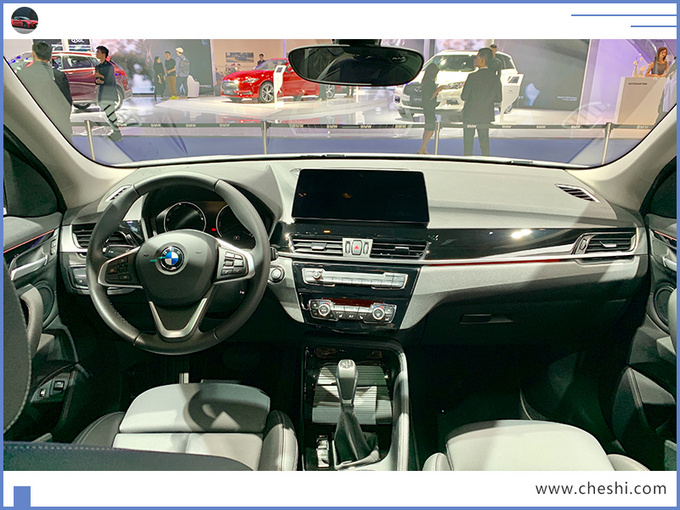 宝马新款X1家族亮相 配X5“同款”格栅-换装7DCT_搜狐汽车_搜狐网