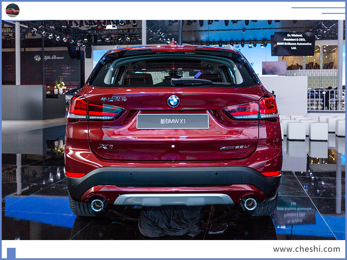 宝马新款X1家族亮相 配X5“同款”格栅-换装7DCT_搜狐汽车_搜狐网