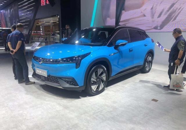 本想卡住Model Y，Aion LX却活成了低配版ES6_搜狐汽车_搜狐网