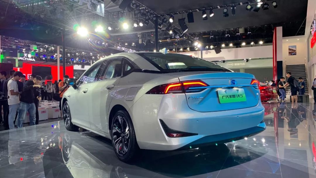 广汽丰田 iA5 正式上市，到底是广汽还是丰田？_搜狐汽车_搜狐网