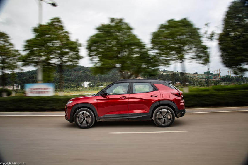 试驾雪佛兰创界RS 搭载1.3T+9AT 动力性、平顺性令人惊叹_搜狐汽车_搜狐网