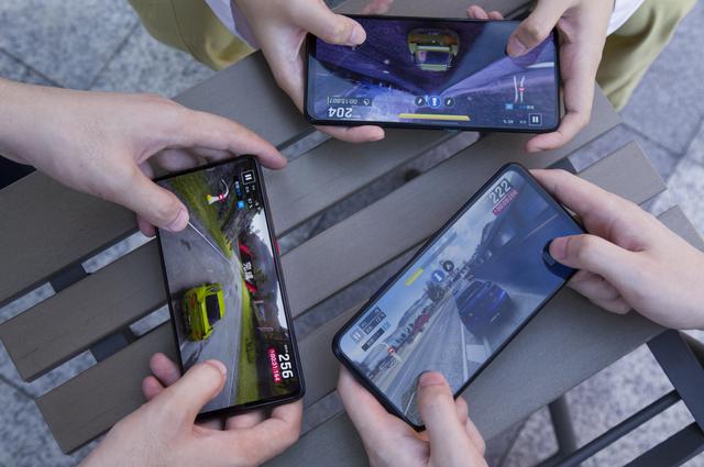 OPPO K3、荣耀9X、红米K20游戏体验对比，谁才是千元机最佳选择？_卡顿都