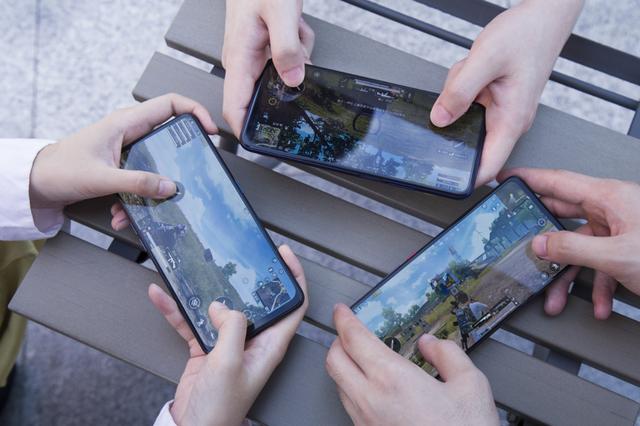 OPPO K3、荣耀9X、红米K20游戏体验对比，谁才是千元机最佳选择？_卡顿都