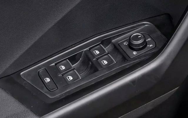 捷达VS5 VS 柯珞克 VS 探歌，同门三兄弟PK，差距有多大？-搜狐大视野-搜狐新闻