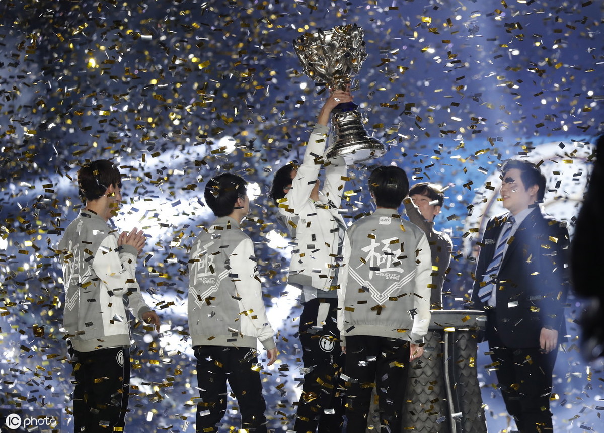 S9共15支战队，首次3支世界冠军战队同台竞技，IG成为LPL唯一牌面！！！_Fnatic