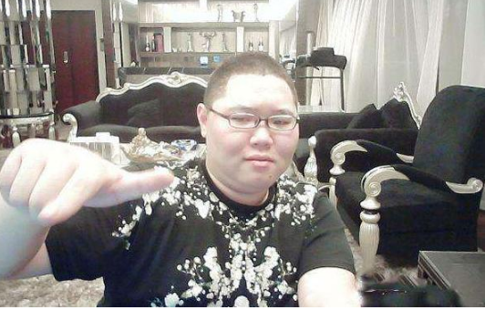 AG电竞俱乐部重启LOL分部冲击LPL！PDD的YM又要凉凉？-搜狐大视野-搜狐新闻