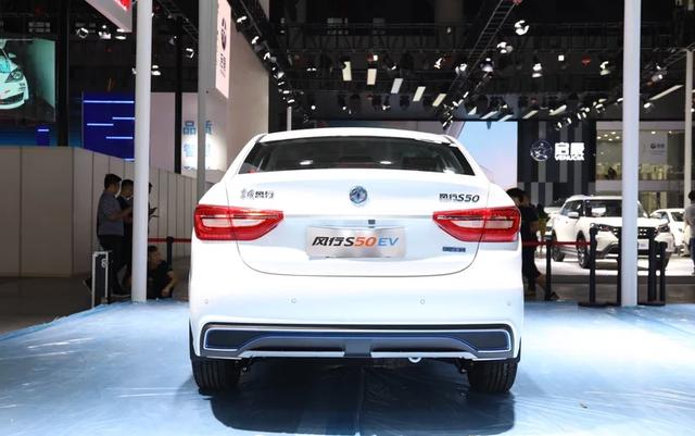 2019成都车展：东风风行新款S50EV亮相_搜狐汽车_搜狐网