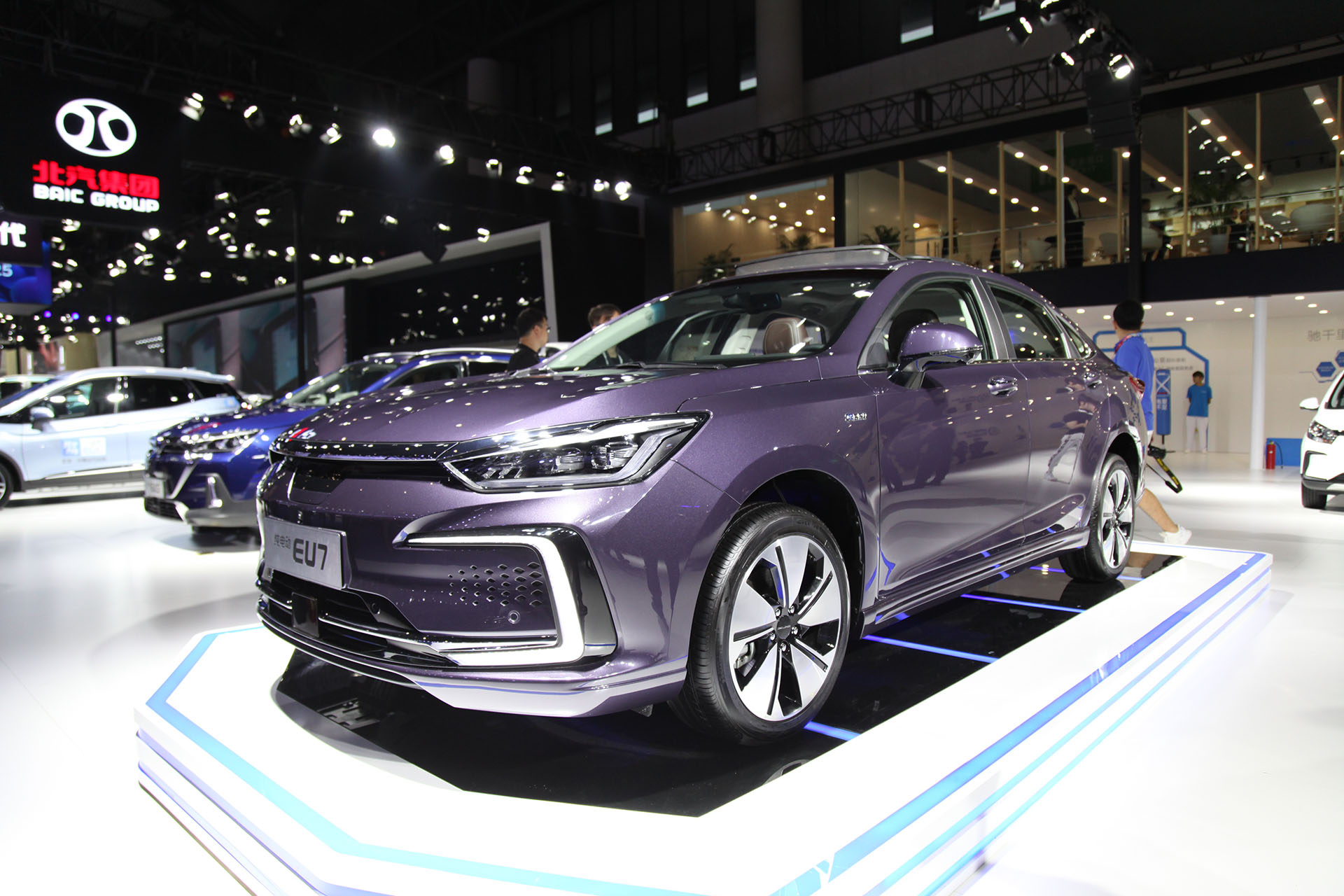 补贴后15.99万元起，NEDC工况续航451km，北京汽车EU7正式上市_搜狐汽车_搜狐网