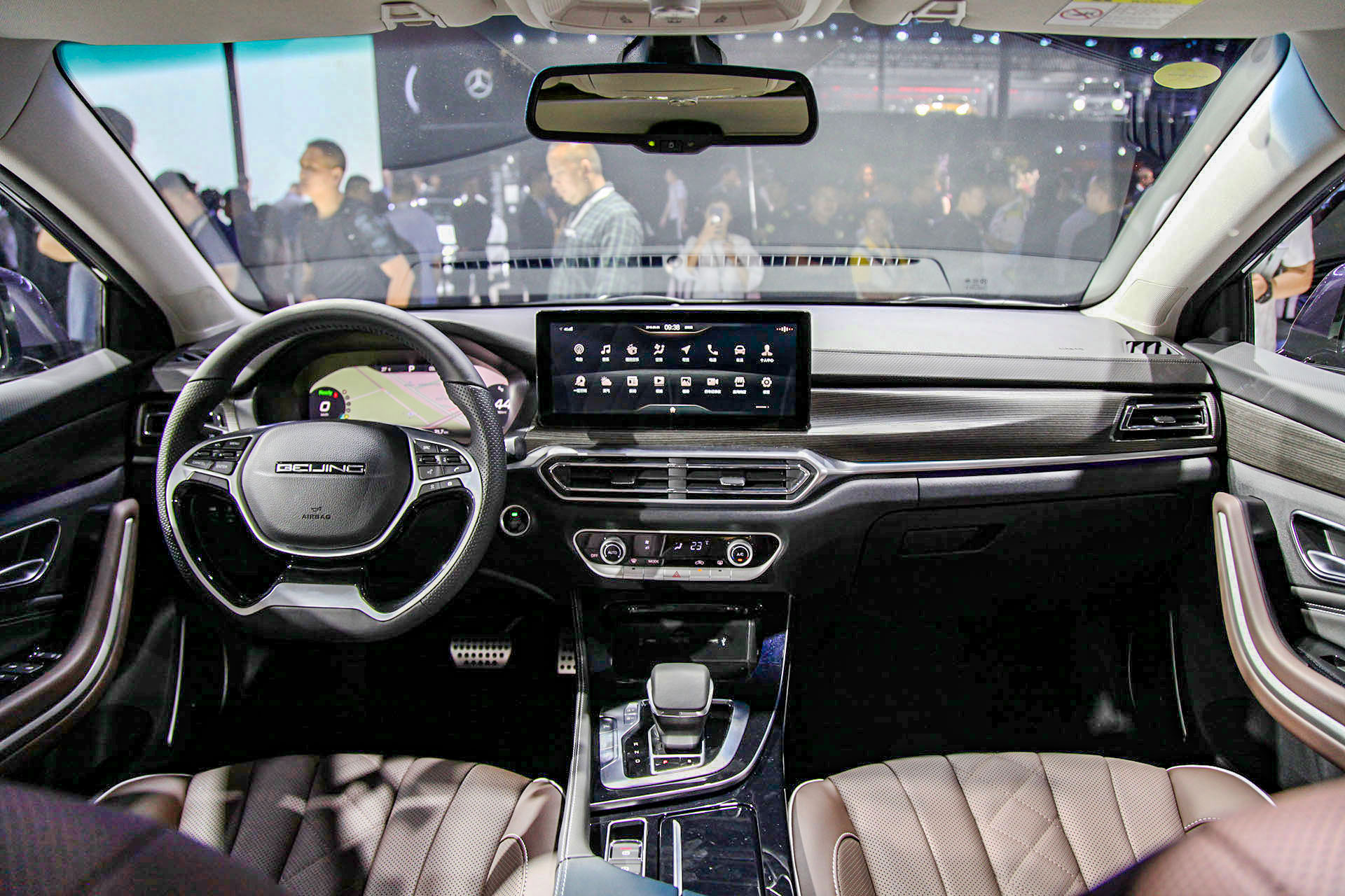 补贴后15.99万元起，NEDC工况续航451km，北京汽车EU7正式上市_搜狐汽车_搜狐网