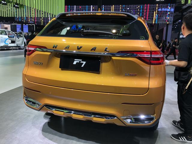 使尽吃奶的劲造出来的车，长安CS75 PLUS和哈弗F7谁更值得买？_搜狐汽车_搜狐网