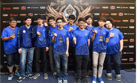 抗韩奇侠小安退役，曾是LMS最佳AD，号称中国台湾版Uzi_Bebe