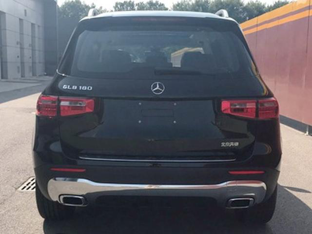 奔驰GLB搭载1.3T四缸机，还要考虑三缸宝马X1吗？_搜狐汽车_搜狐网