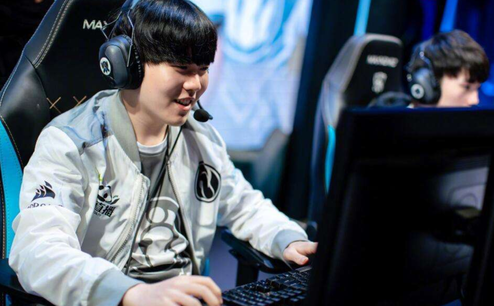 谁才是LPL最菜的AD？并非王思聪，而是被称为IG双子星的他_Kid